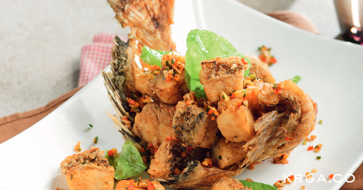 ปลาแรดคั่วพริกเกลือ by KRUA.CO